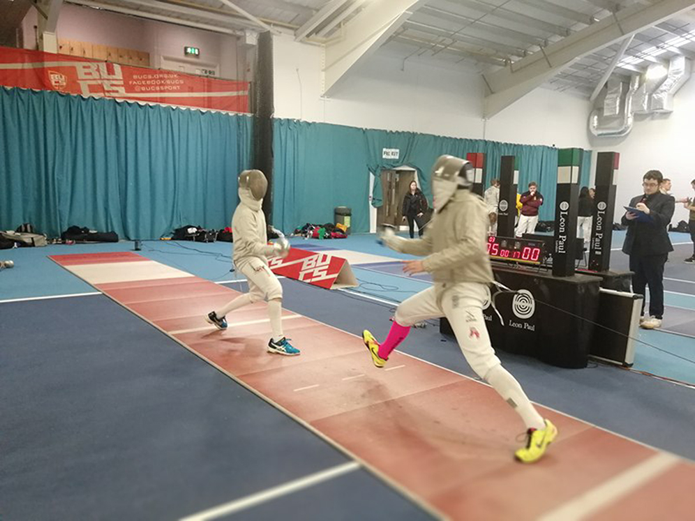 Cut and thrust—the physics of fencing - Book chapter - IOPscience