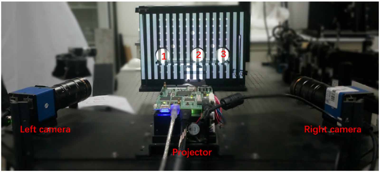A multi-system weighted fusion method to improve measurement accuracy of structured light 3D ...