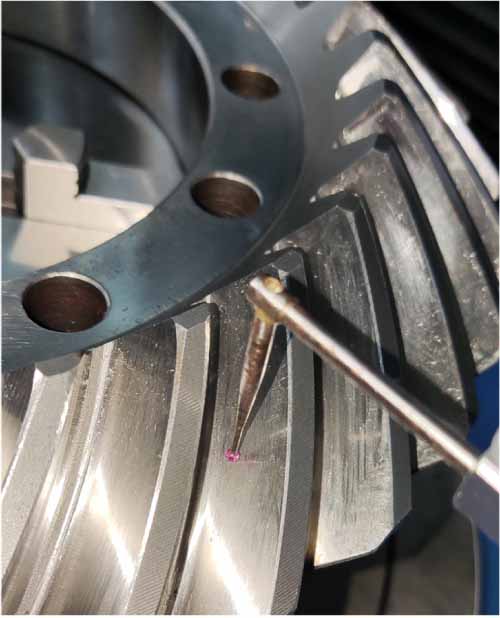 An analytical method for the meshing performance of deviation surface ...