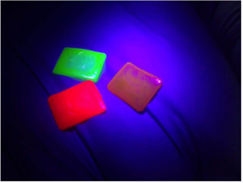 CdSe/ZnS quantum dot films for high performance flexible lighting and ...