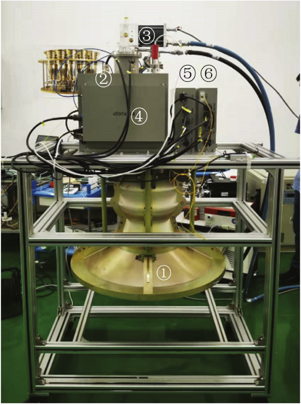 An Ultra-wide Bandwidth Low-frequency Radio Astronomical Cryogenic ...