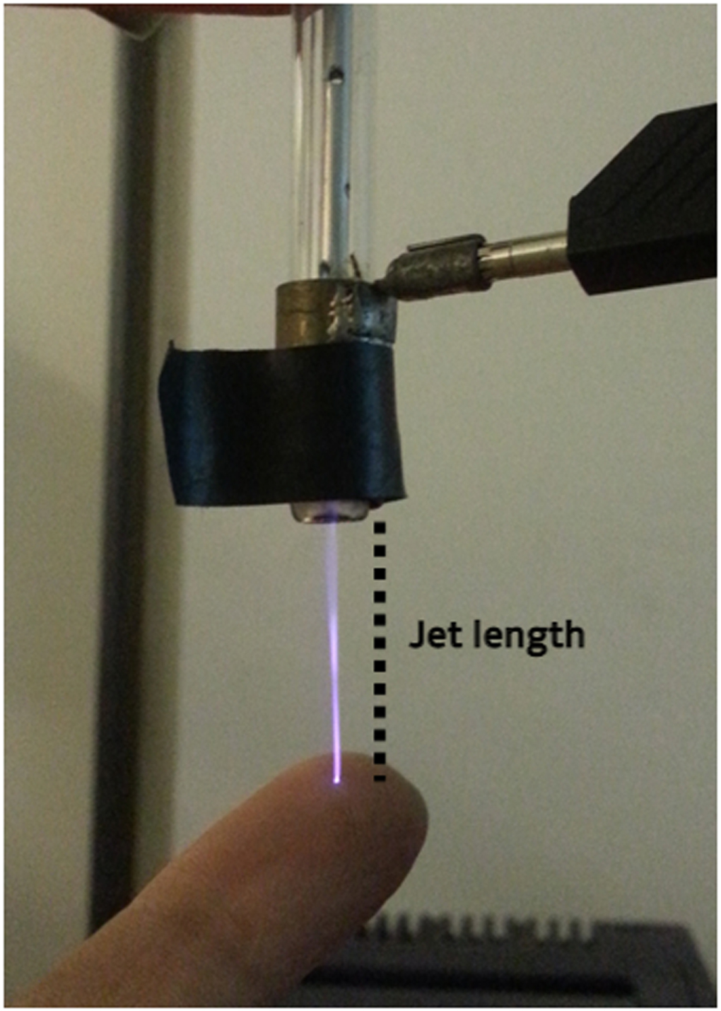 Atmospheric plasma jet for surface treatment of biomaterials - IOPscience