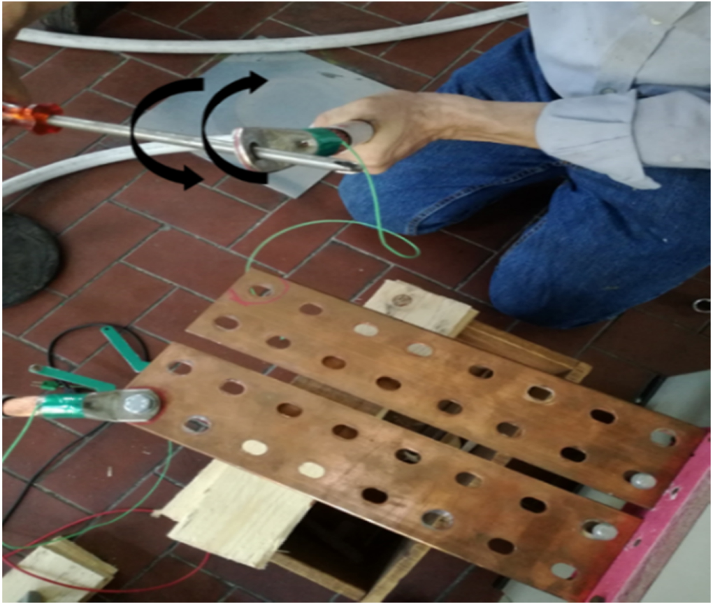 Dependency of the electrical resistance in crimped connections on ...